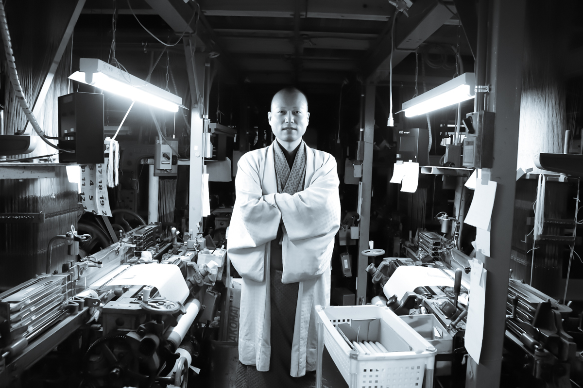 【丹後ちりめん】絹糸の魔術師ワタマサが仕掛ける織物ブランド - とらくらメディア